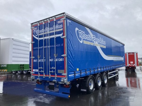 Martin Ryan Haulage receives first of five new Dennison Trailers - HGV ...